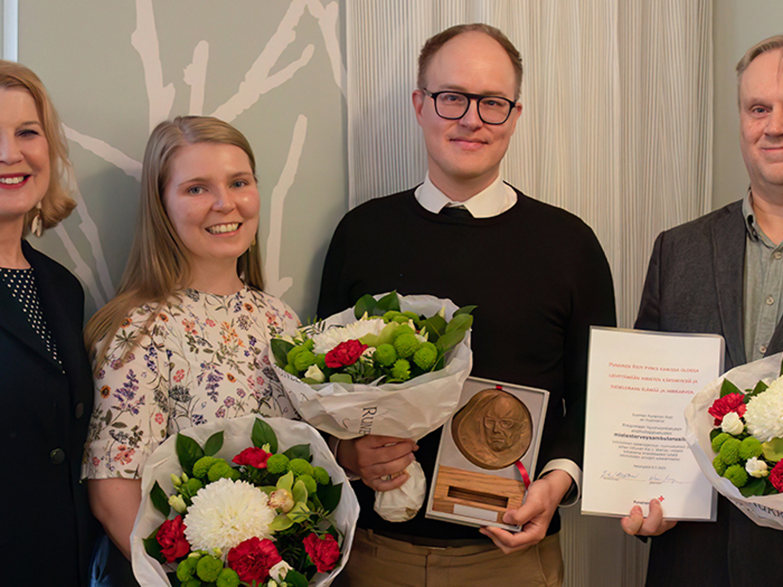 Mental Health Ambulance receives an award from the Finnish Red Cross ...