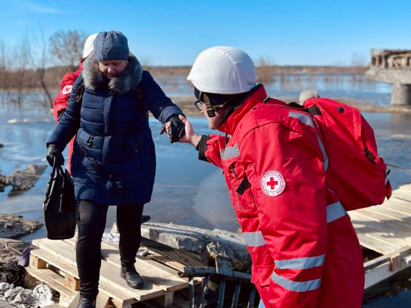 Ukraine crises - Donate - Finnish Red Cross